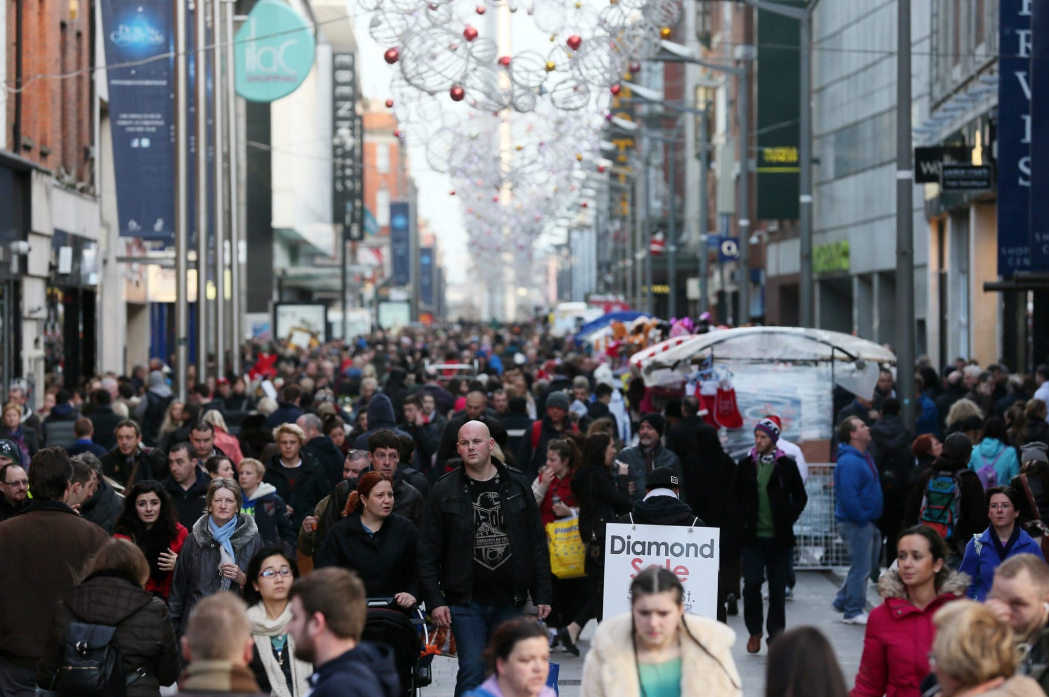 Cross-border shopping on the rise - Shelflife Magazine
