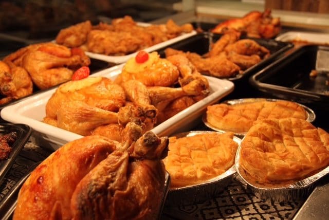 Hot Food Display - Shelflife Magazine